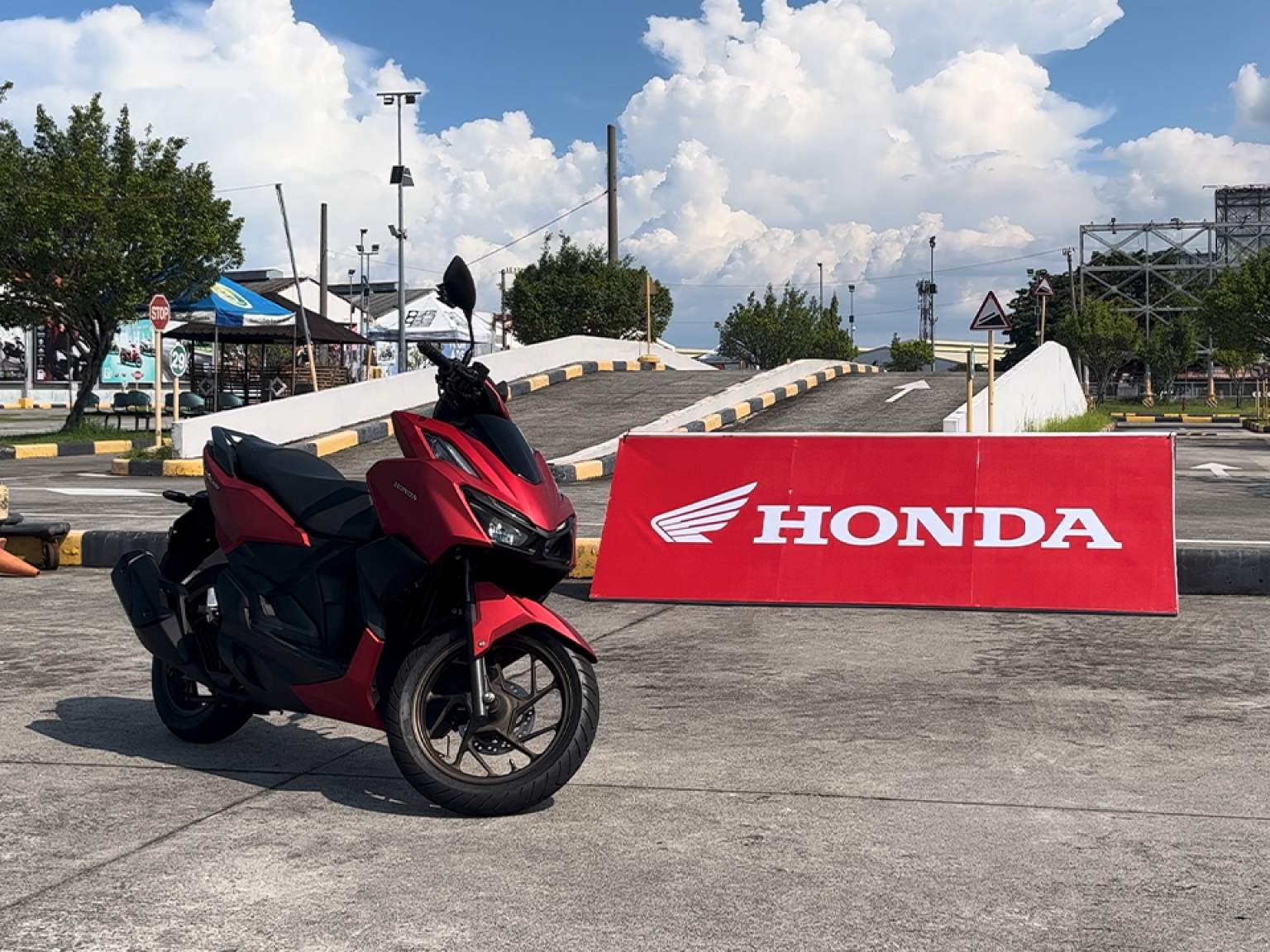 Honda Click 160: Hands-on, First Ride Impressions » YugaMoto Motorcyle ...