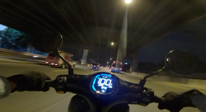 Gogoro S2 Premium Smartscooter Review, Riding into the Future of ...